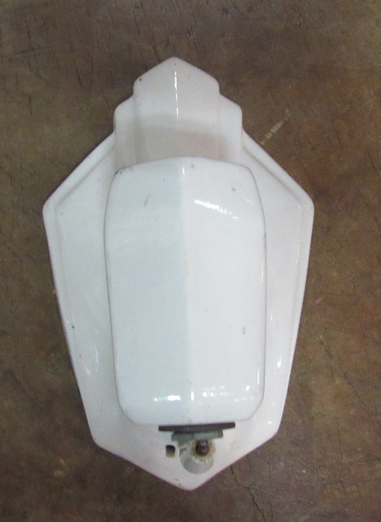 Nor'East Architectural Salvage of South Hampton, NH. Antique Building ...