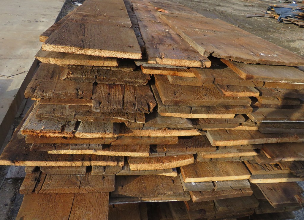 Nor'East Architectural Salvage of South Hampton, NH. Antique Building ...